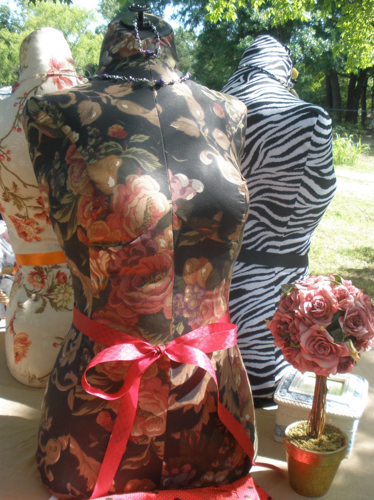 Package Discount 4 Wholesale Boutique Dress Form Displays on Luulla