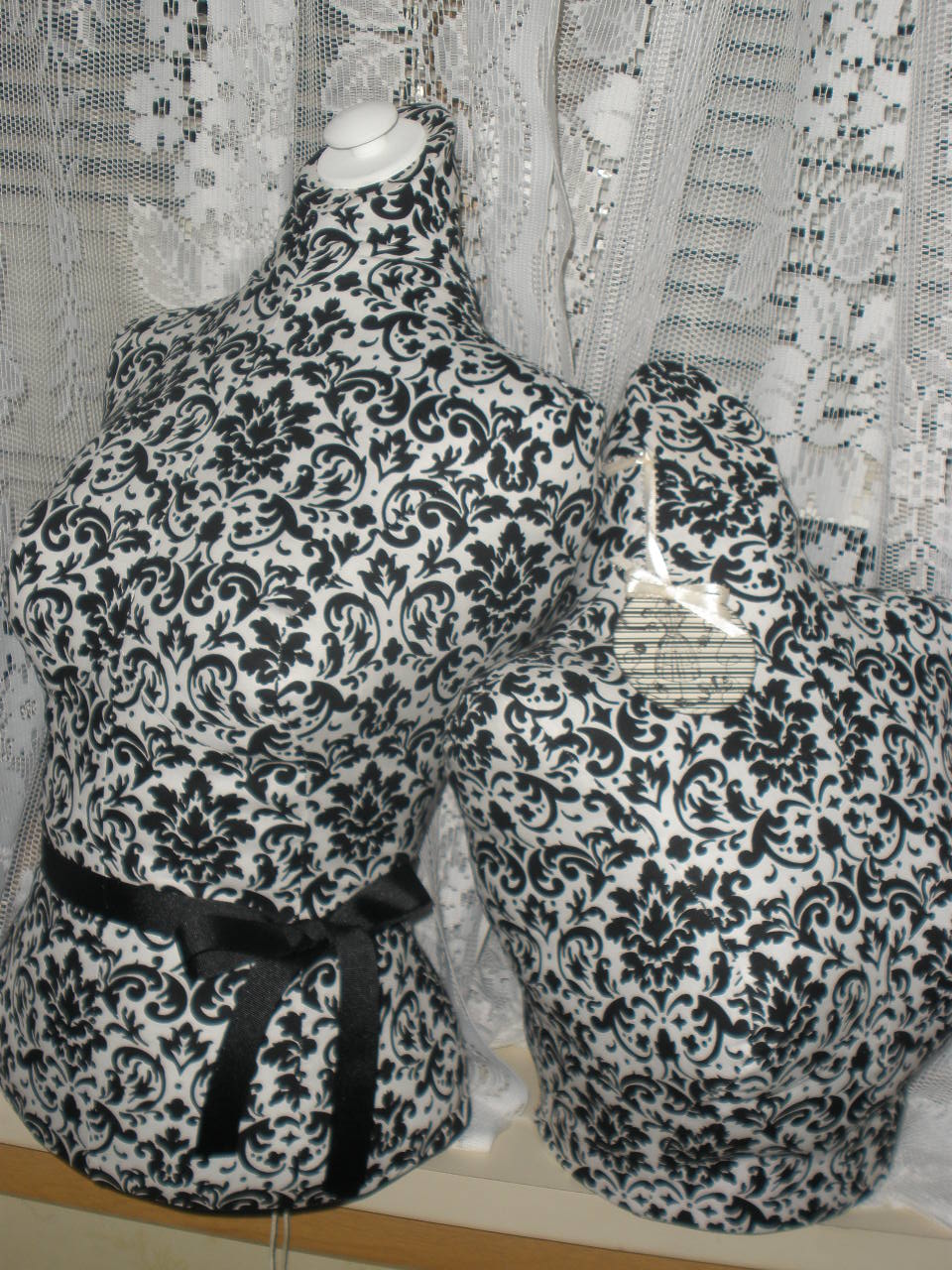 Boutique Dress Form, Bust To The Waist Set. Life Size Torso Great For ...